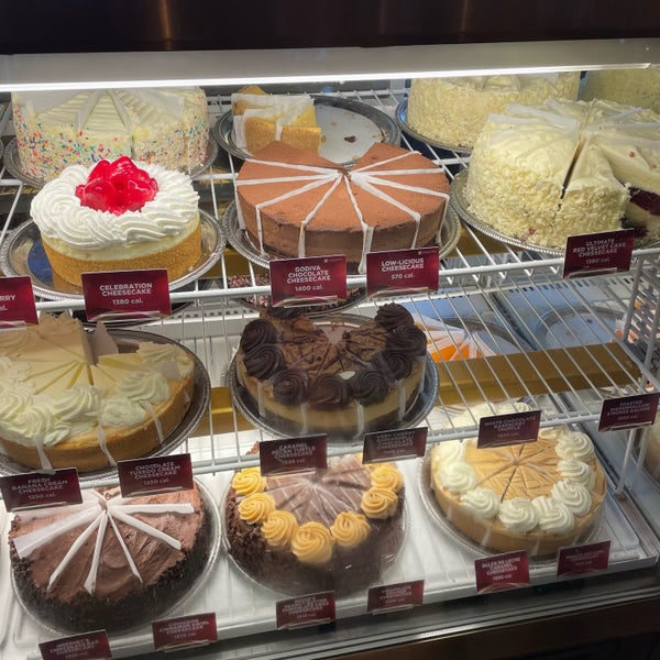 The Cheesecake Factory - American Restaurant in Edina
