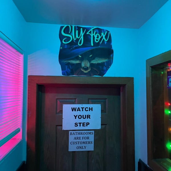 Sly Fox - Bar in East Village