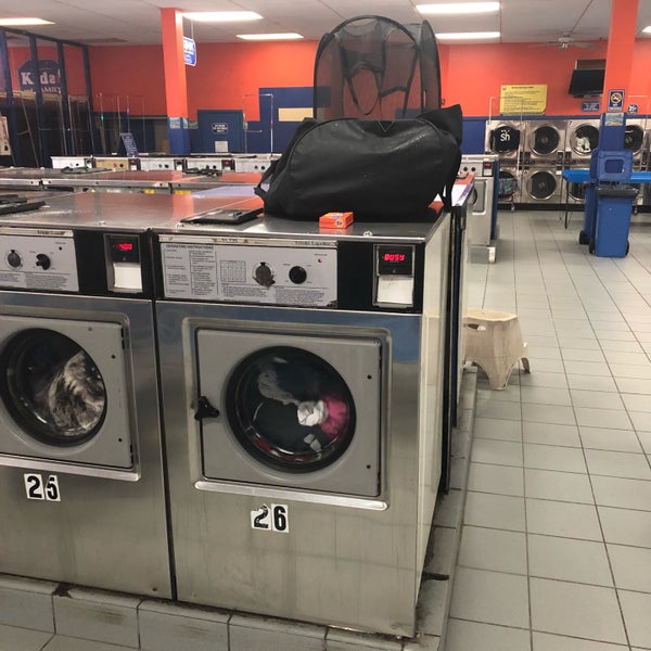 Super Clean/Clean Rite Laundromat - Borough Park - 9 tips