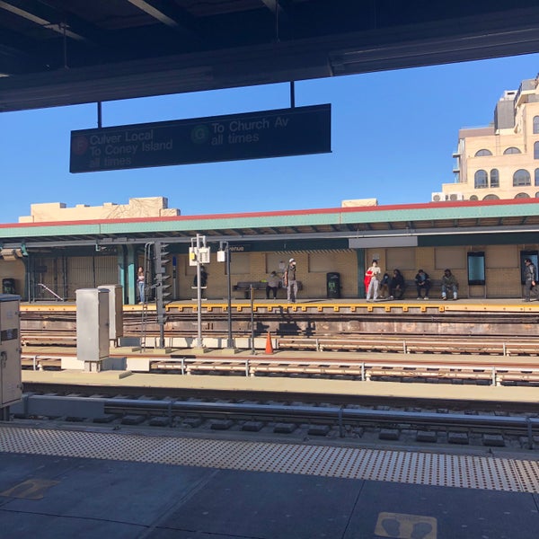 Photos at MTA Subway - 4th Ave/9th St (F/G/R) - Metro Station in Gowanus