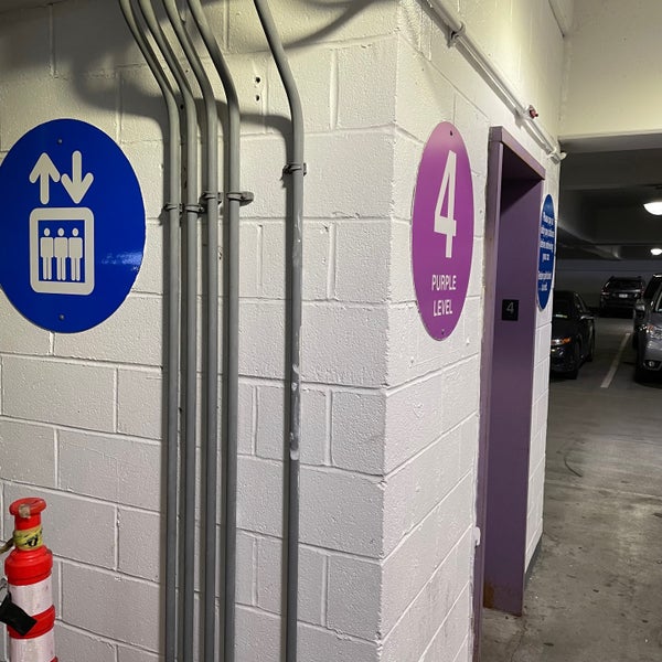 Battery Parking Garage - Financial District - New York, NY