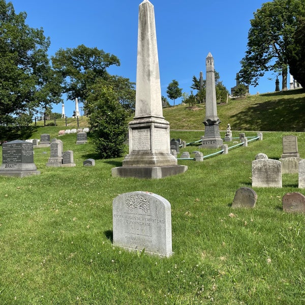 Grave of Emma Augusta Hempstead Cunningham - New York, NY