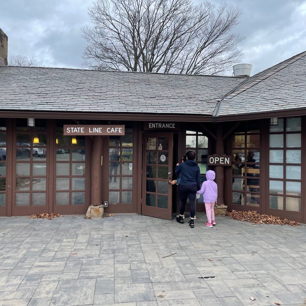 State Line Cafe - 6 tips from 439 visitors