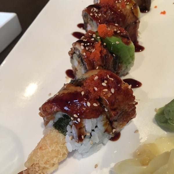 Fin's Sushi - Sushi Restaurant in Kenmore