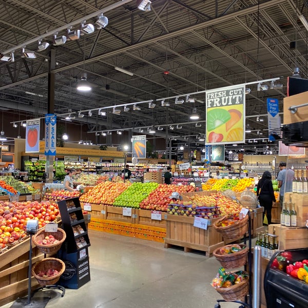 Market District Supermarket - Supermarket in Solon