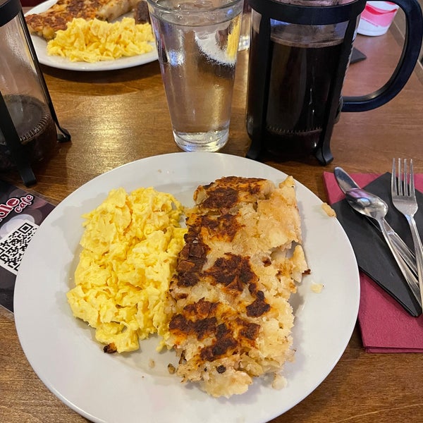 The Griddle Cafe - 7916 W Sunset Blvd