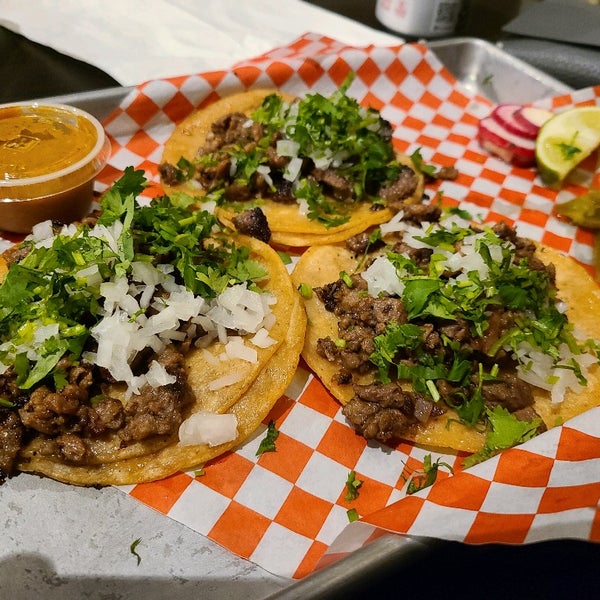 Porque No? Tacos - Taco Place