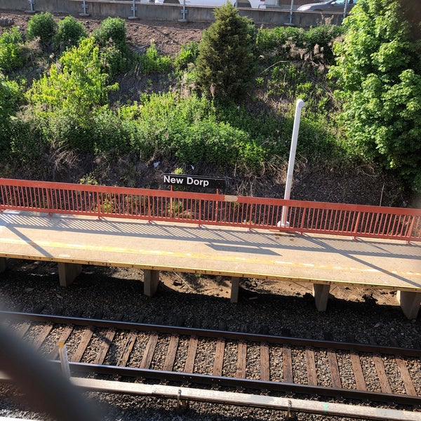 MTA SIR - New Dorp - Rail Station in Staten Island