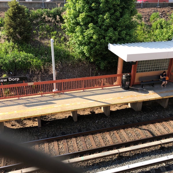 MTA SIR - New Dorp - Rail Station in Staten Island