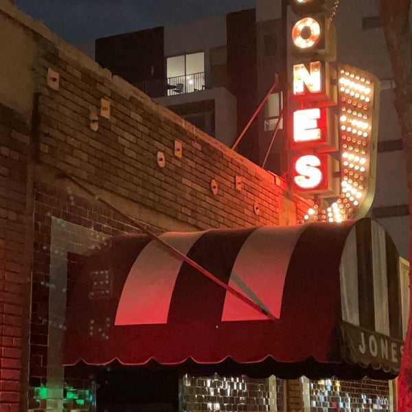 Jones Hollywood - 102 tips from 5295 visitors