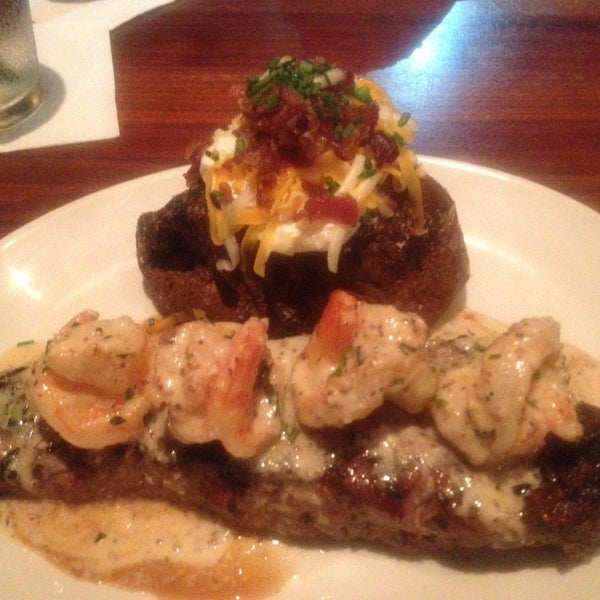 Stoney River Legendary Steaks - Restaurant