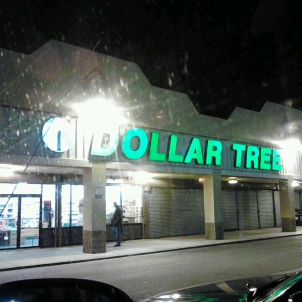 Dollar Tree (Now Closed) - Discount Store in South Philadelphia
