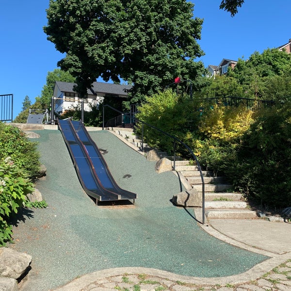 Bayview-Kinnear Park - Lower Queen Anne - 3 tips from 255 visitors