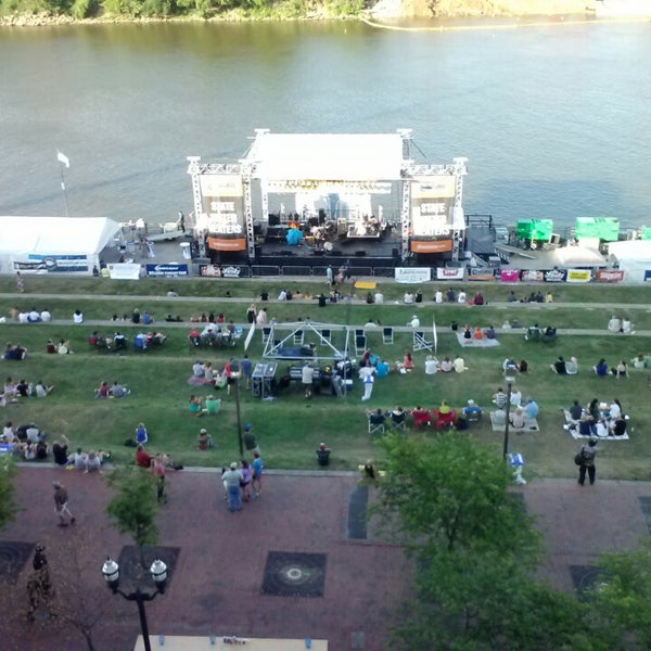 Ultra Violet Nightclub - Night Club