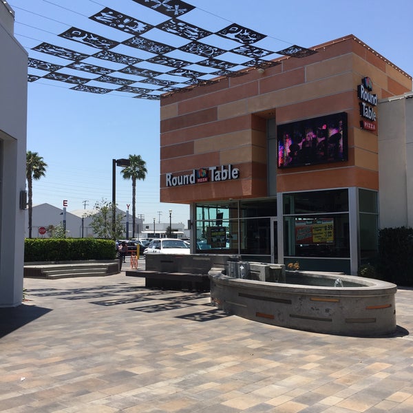 Downey Gateway - Shopping Mall in Downey