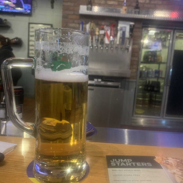 Quaker Steak & Lube - Wings Joint in Valley View