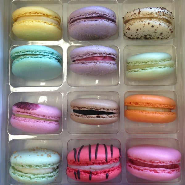 Maison De Macarons - 1100 Eisenhower Dr #28