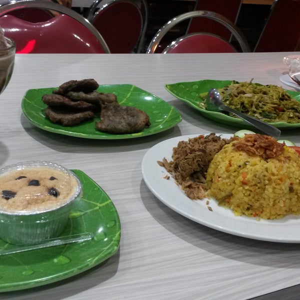 Restoran Ikan Tude Manado - Manadonese Restaurant in Jakarta Pusat