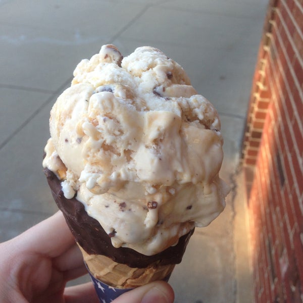 Wally's Wicked Good Ice Cream and Treats - 7 tips from 175 visitors