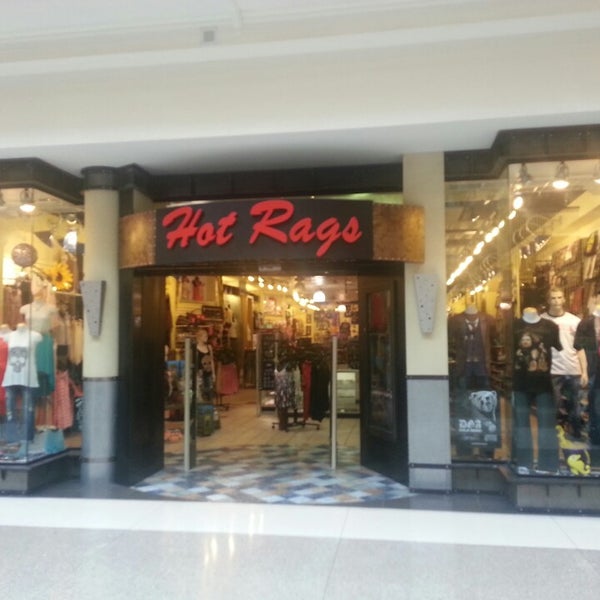 Hot Rags Yorktown - Boutique
