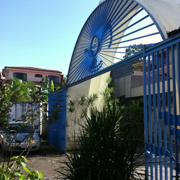 Colegio Internacional Canadiense - Student Center