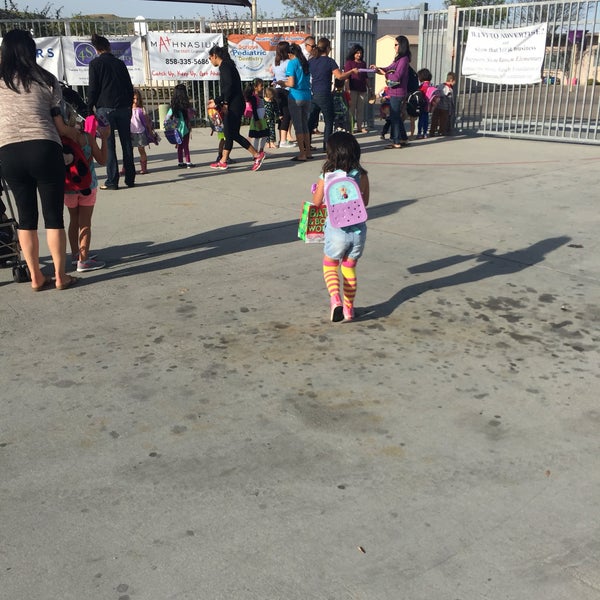 Stone Ranch Elementary - Elementary School