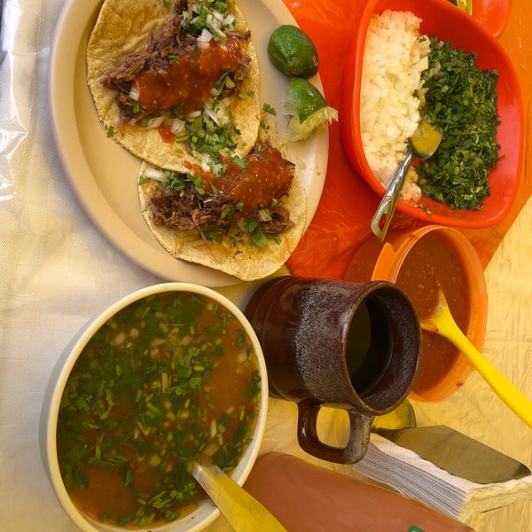 Barbacoa de Lomas Verdes - Taco Restaurant