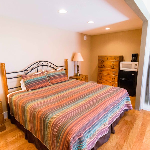 Peach Tree Inn & Suites - 6 tips