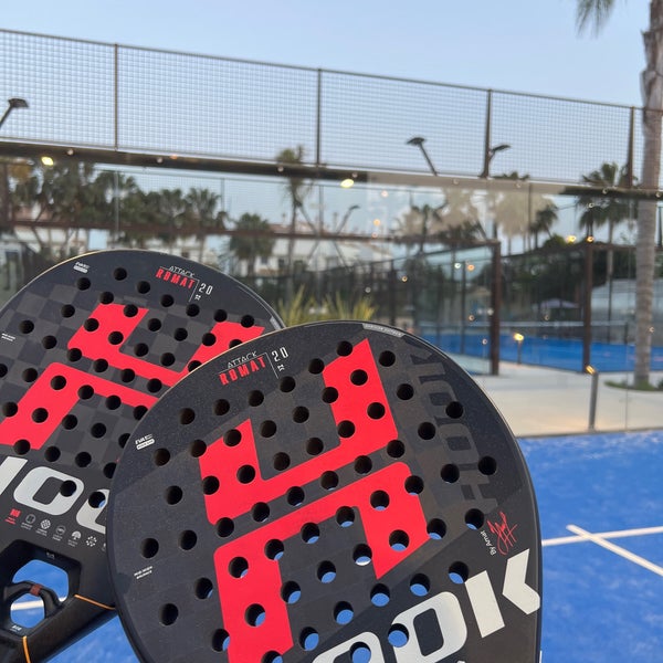Club de Padel Nueva Alcantara - Urb. Nueva Alcántara, Avda. de Barcelona