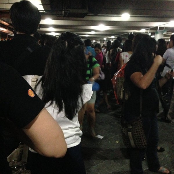 UV Express Ayala - Pacita Terminal - San Lorenzo - 0 tips