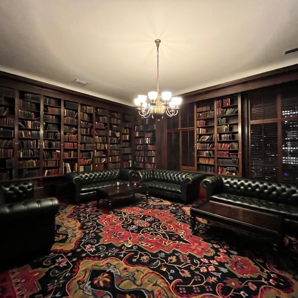 University Club - Nob Hill - 8 tips from 1450 visitors
