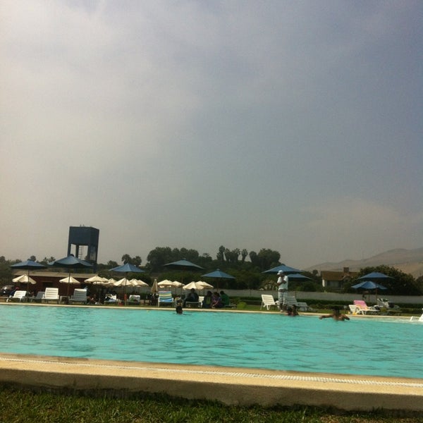 aucallama beach club