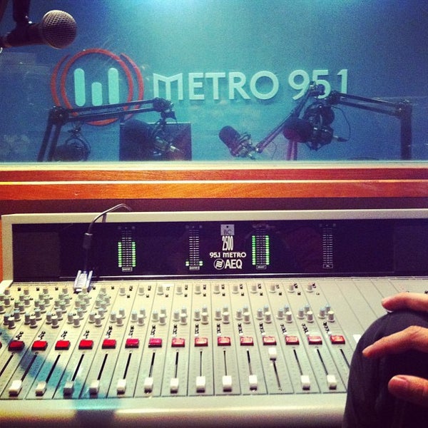 Radio Metro 95.1 - Colegiales - 9 tips from 428 visitors