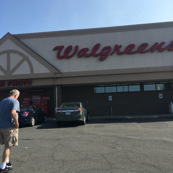 Walgreens - Old Brooklyn - 4265 State Rd