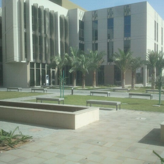 H3 UAEU - Business & Economics Bld.