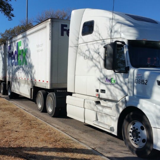FedEx Ground Linehaul - Distribution Center in Keasbey