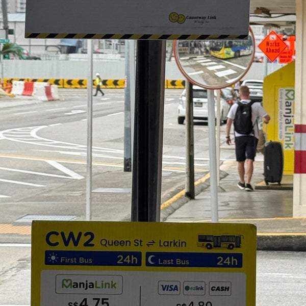 Queen Street Bus Terminal - Bus Station in Central Region