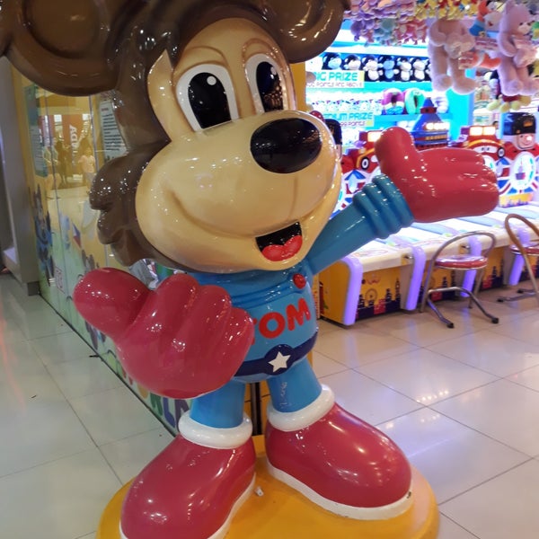 Tom's World - Arcade in Las Piñas City