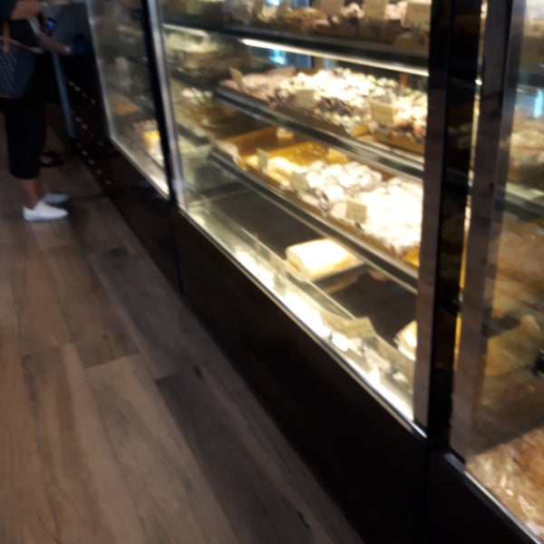 JD Bakeshop - Bakery in Iloilo City
