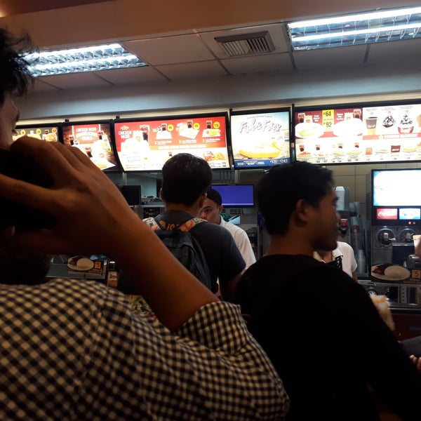 McDonald's - Fast Food Restaurant in Iloilo City