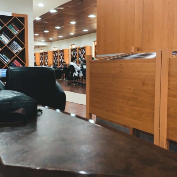 KKUH Library - College Library in Riyadh