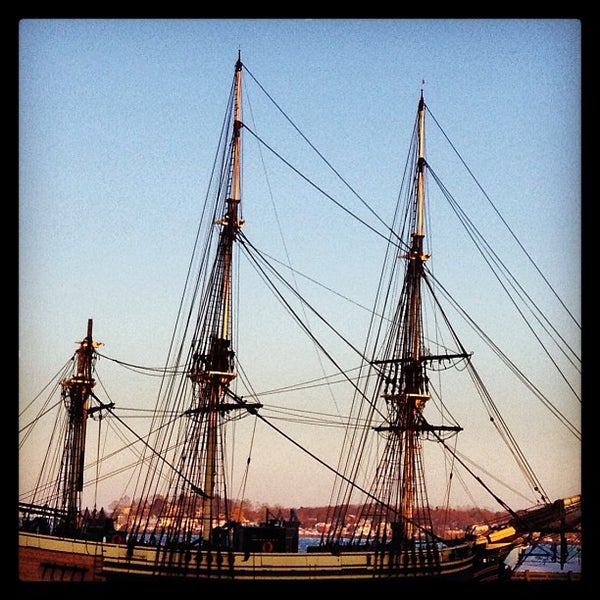 Pickering Wharf - Harbor / Marina in Downtown Salem