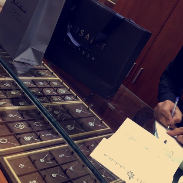 Photos at Musalli Jewellery | مجوهرات مصلي - الشاطئ - جدة, منطقة مكة