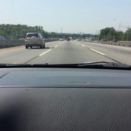 NJ Turnpike at Exit 68 - Intersection