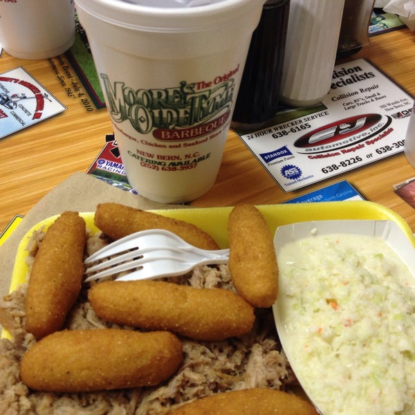 Moore's Olde Tyme Barbeque - New Bern, NC