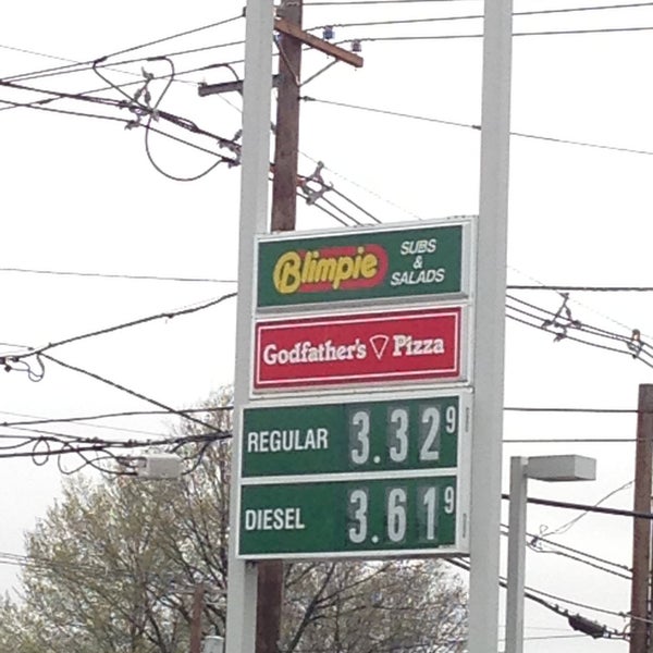 Hess Express - 623 Spring St