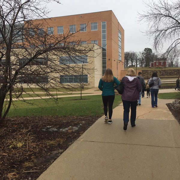 Andersen Library - 750 W Main St