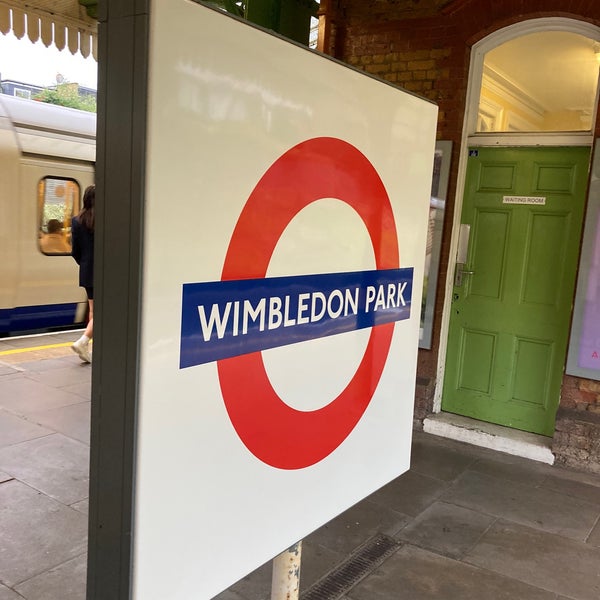 Photos at Wimbledon Park London Underground Station - Wimbledon - 4 tips
