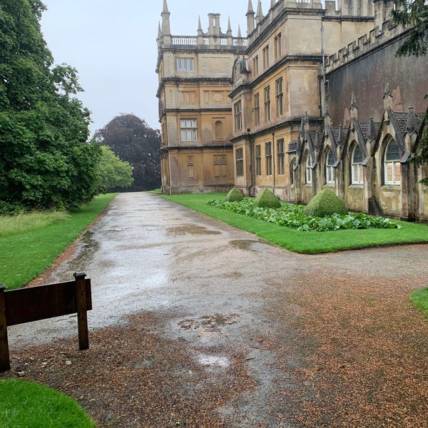 Corsham Court - Monument