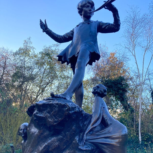 Peter Pan Statue - Outdoor Sculpture in London